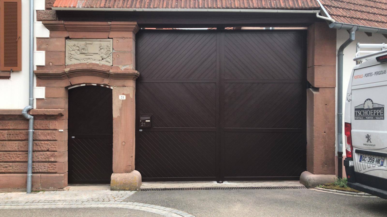 Comment choisir la bonne porte cochère en aluminium pour sa maison ...