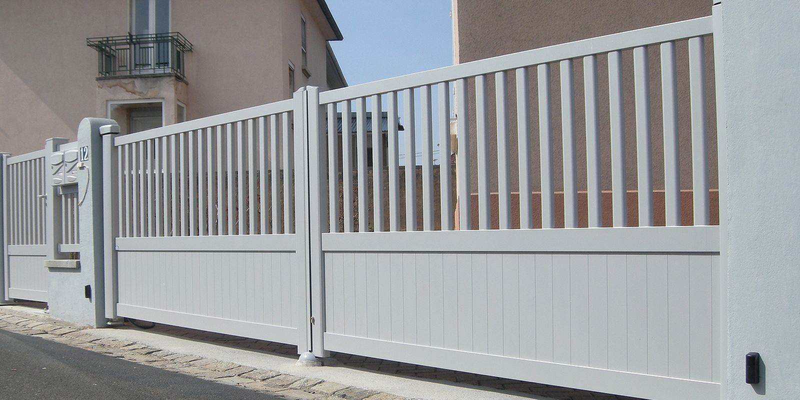 Réalisation de portail en alu - page 2| Tschoeppé